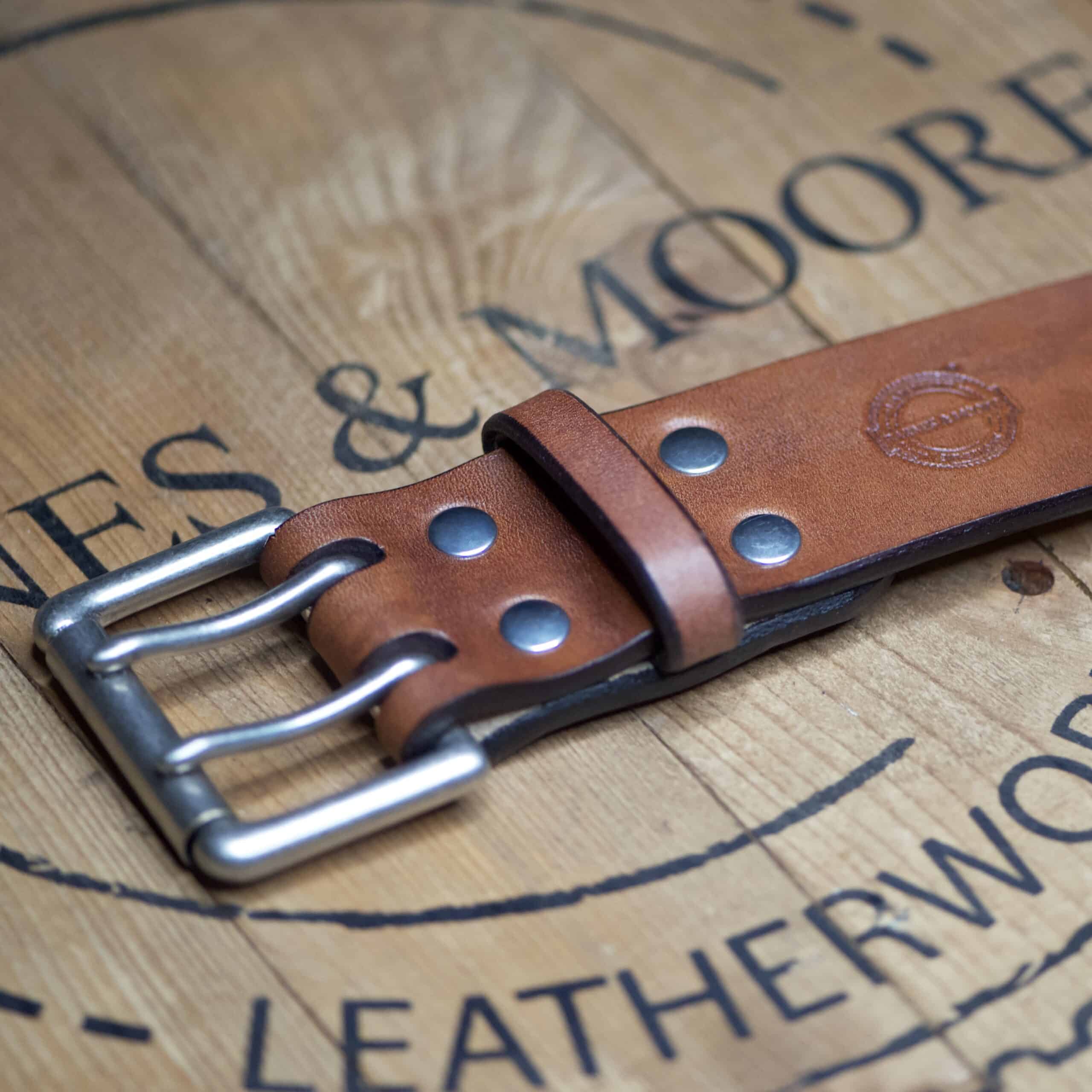 Heavyweight Belt in Oak Bark tanned leather by Barnes and Moore