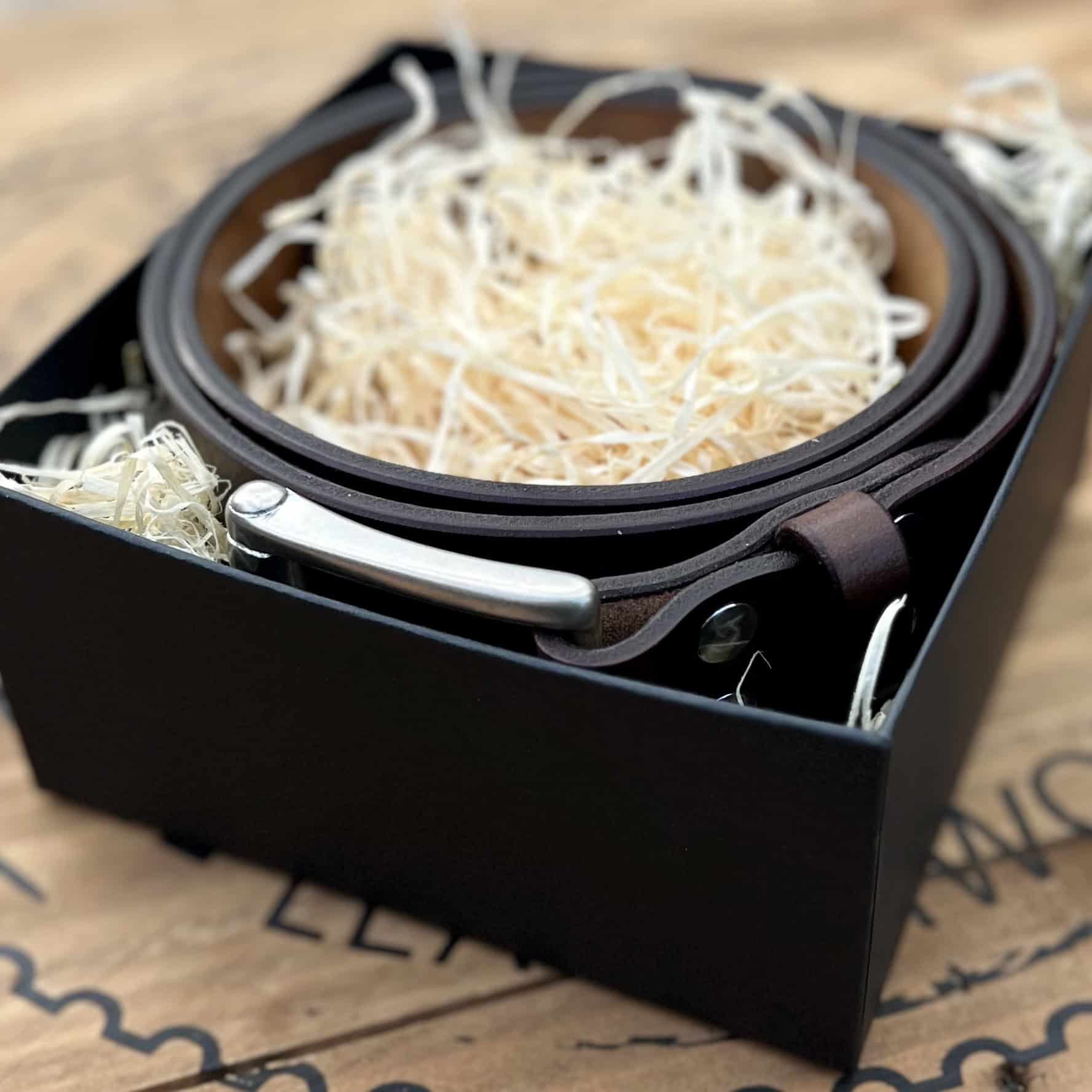 Garrison Leather Belt in Oak Bark leather by Barnes and Moore